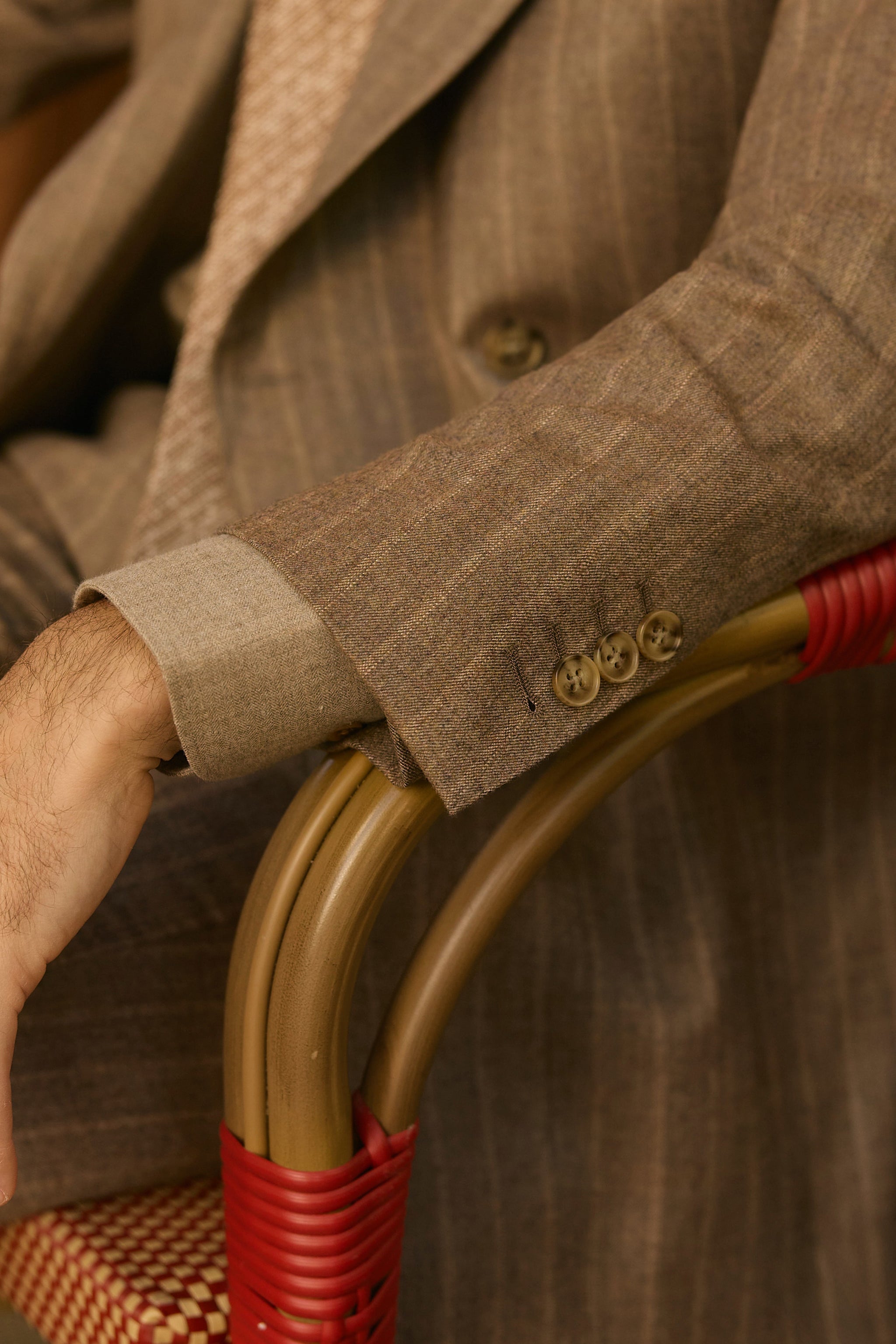 Custom Suit Sleeves and Shirt Cuffs: Precision Details That Define a M